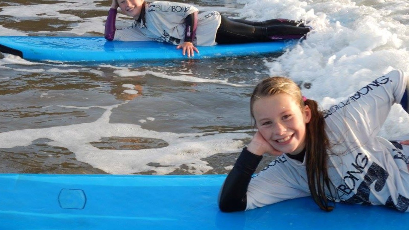 PEMBROKESHIRE SURF SCHOOL | OUTER REEF SURF CREW