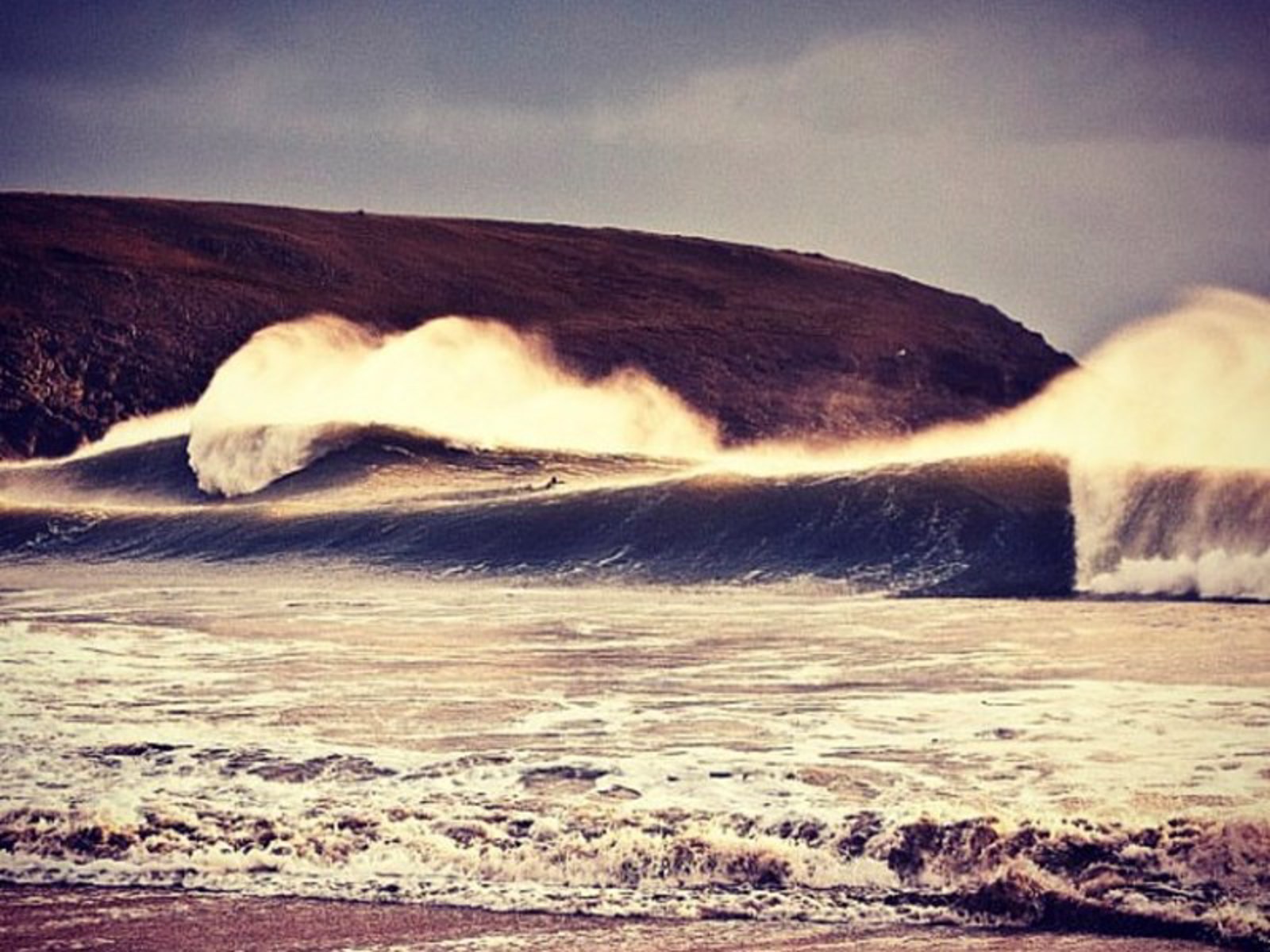 Understand Waves Pembrokeshire | Outer Reef Surf School