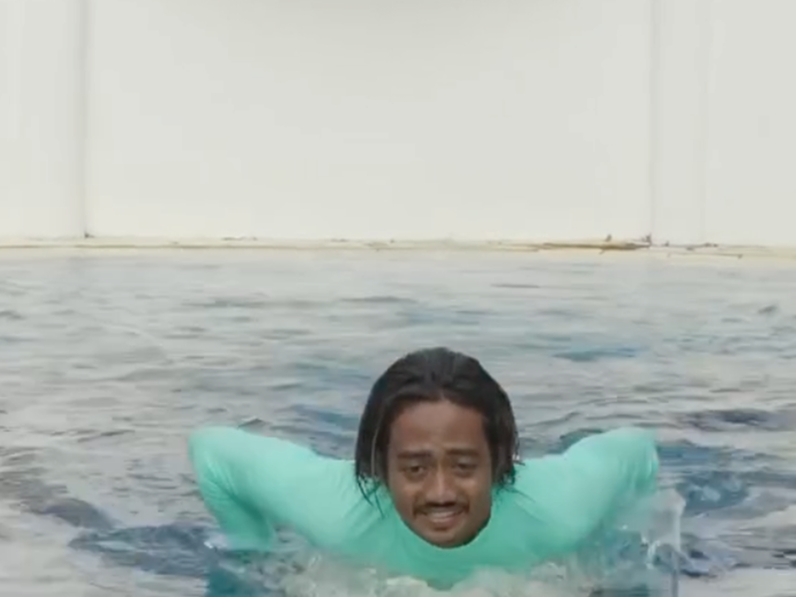 How to Duck Dive a Surfboard Guide | Outer Reef Surf School